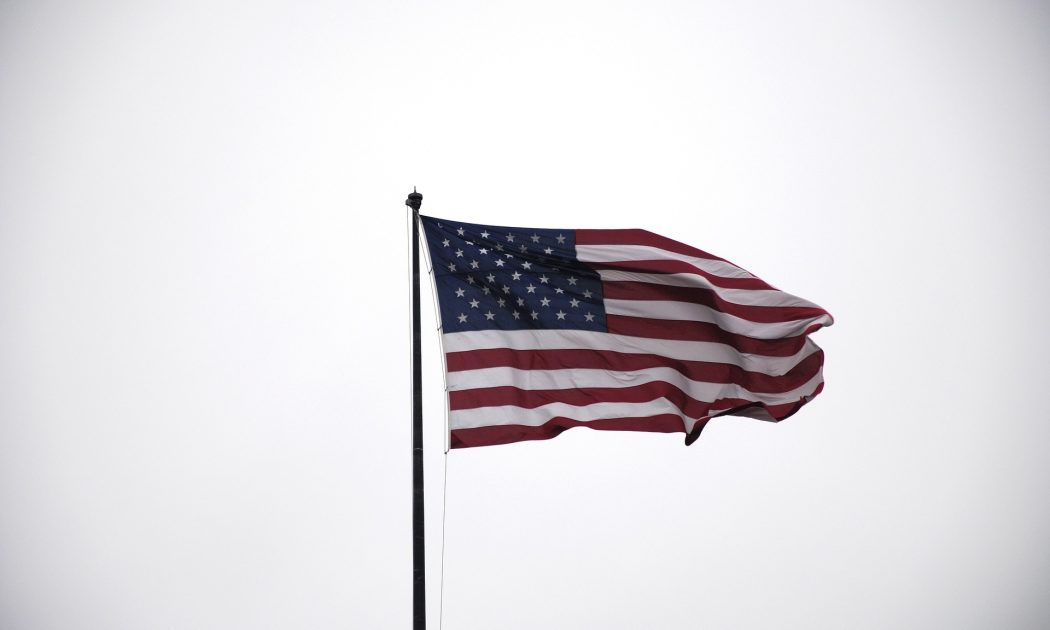 Důvěra Američanů v ekonomiku se propadla na dno